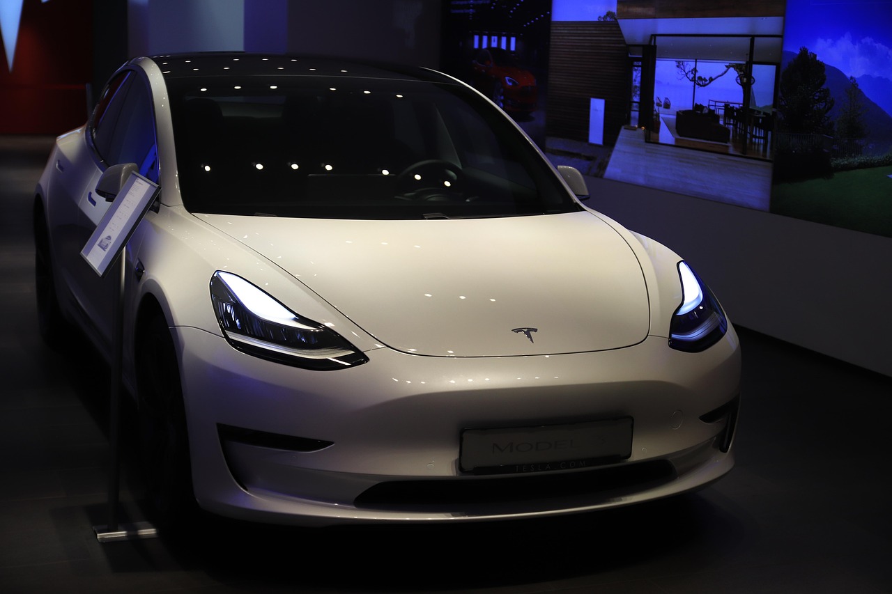 EV Cost Savings: Electricity vs Fuel Cost, EV Car Maintenance & True EV ...