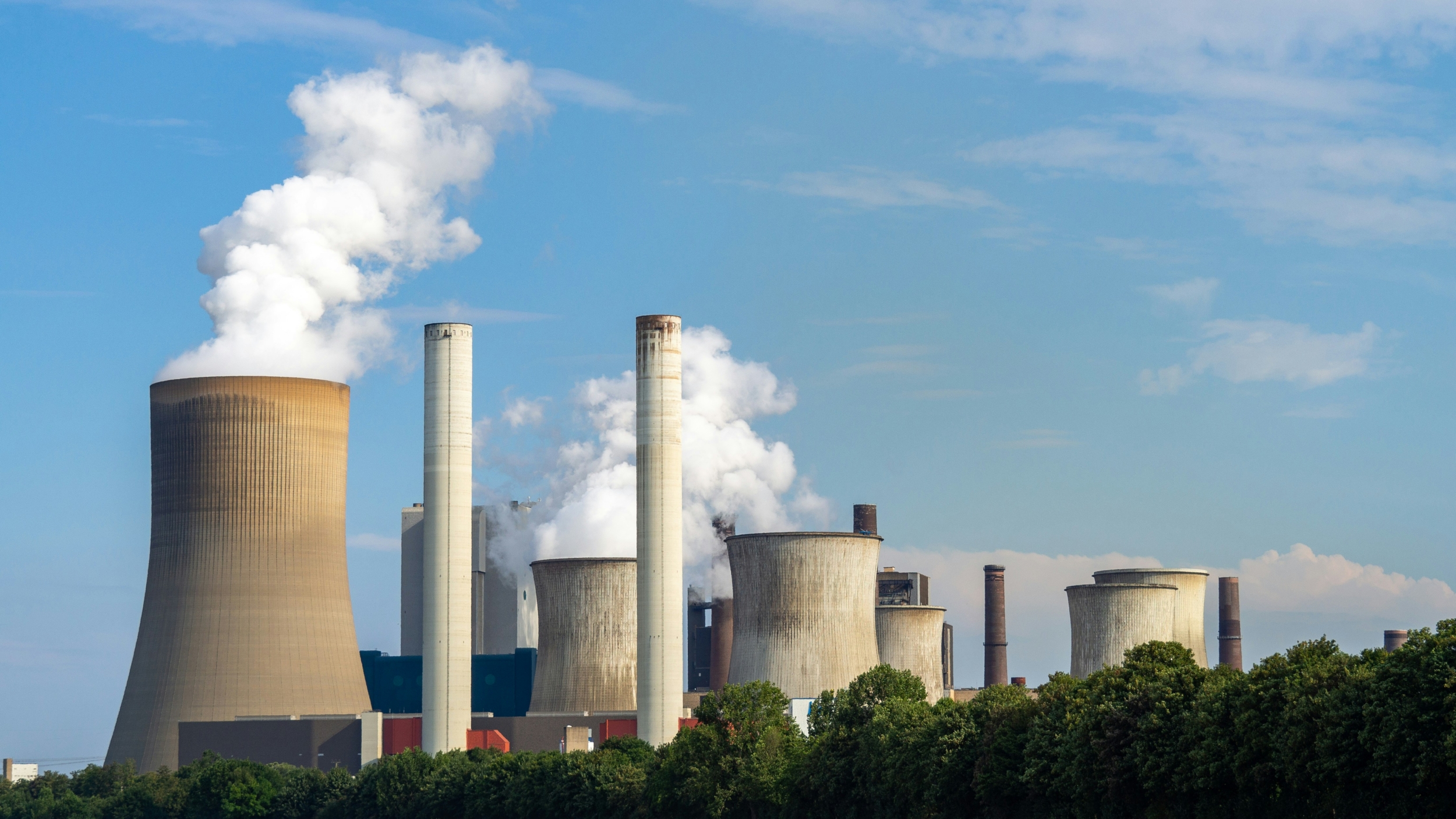 How Power Plants Work: Electricity Generation Explained From Fuel to ...