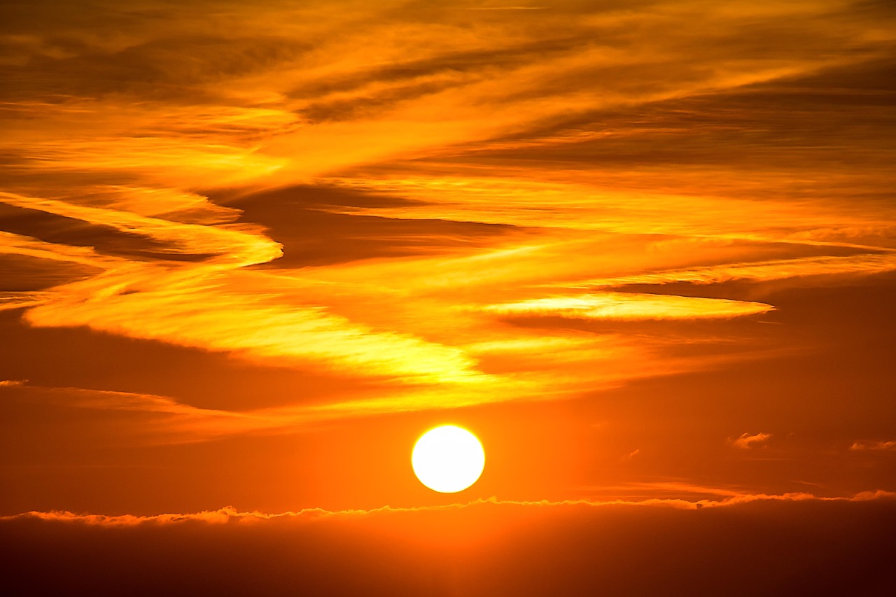 What Happens If the Sun Dies? Scientists Reveal Earth's Future
