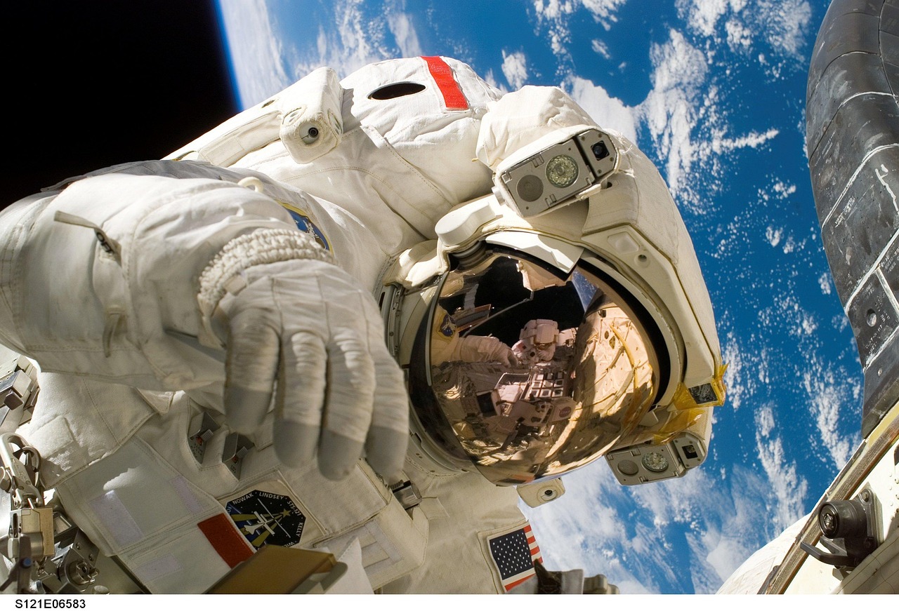 NASA Reveals an Astronaut Was Medically Evacuated From the ISS for the ...