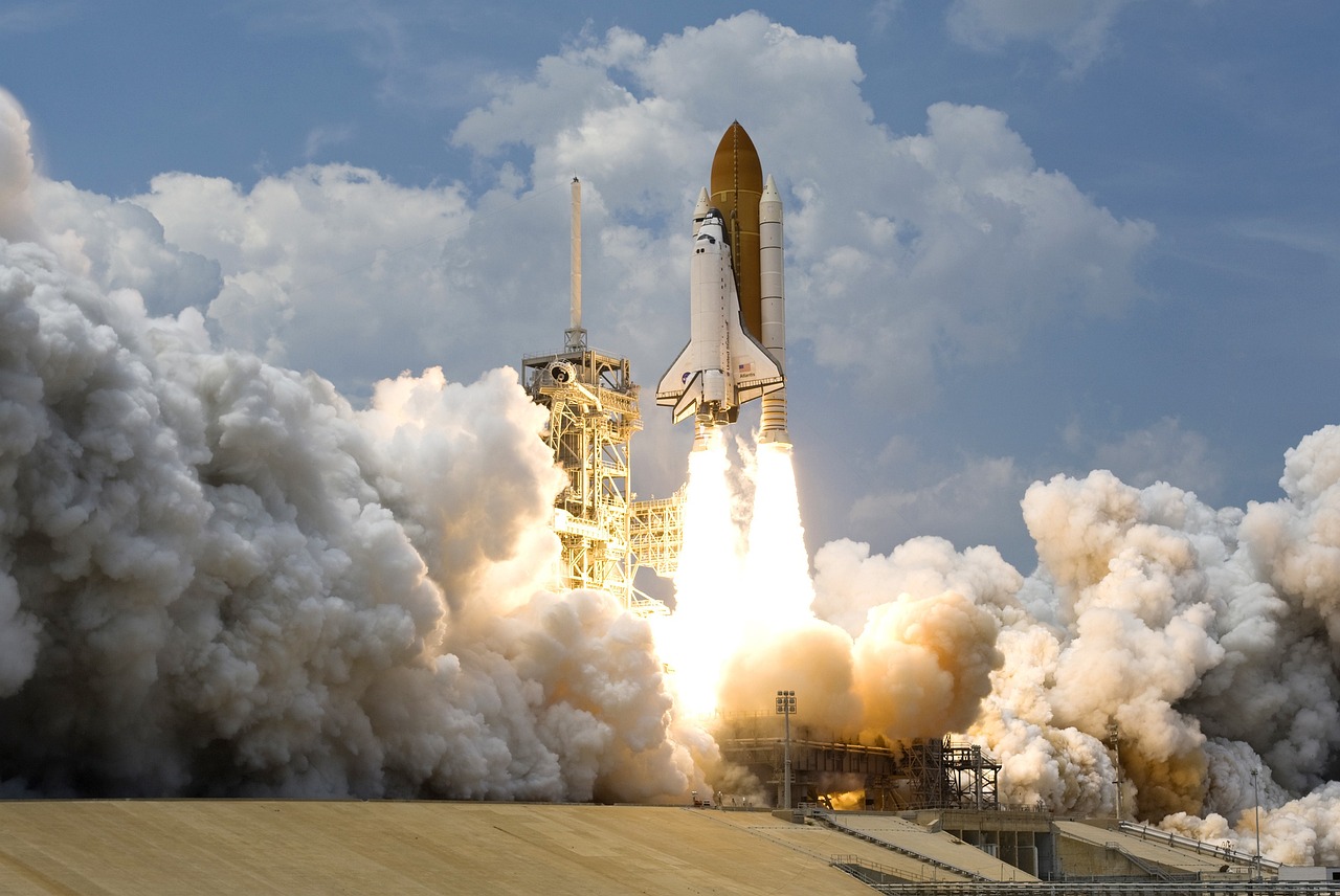 How Bipropellant Rockets, Turbopumps, and Specific Impulse Shape Liquid ...