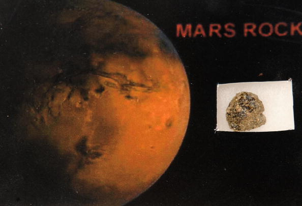 Martian Meteorites Reveal Hidden Structure and History of Mars [Study]